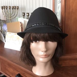 nicole marciano - Poshmark